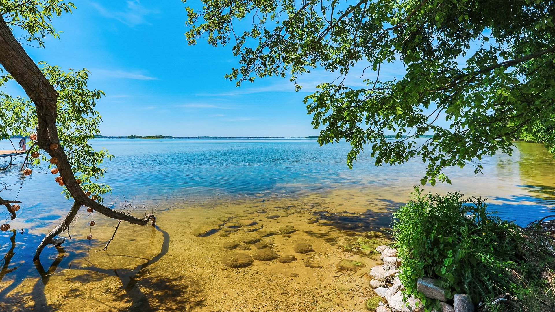 Jezioro Dargin. Port Dziki Harsz na Mazurach